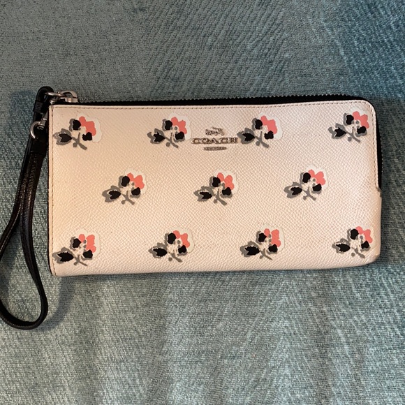 Coach | Bags | Coach Bramble Rose Slim Zip Cream Wallet | Poshmark